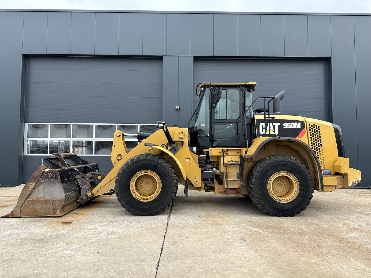 CATERPILLAR 950M - Schots Machinery